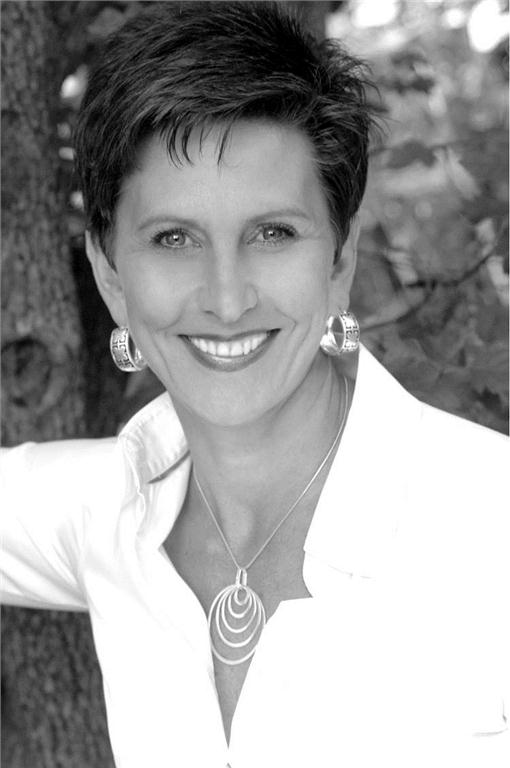 She's the top: Sue Bennett - Canadian Interiors