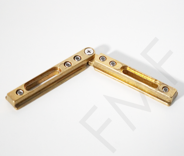 360° Header Connector Brass-Raw - Design Source Guide