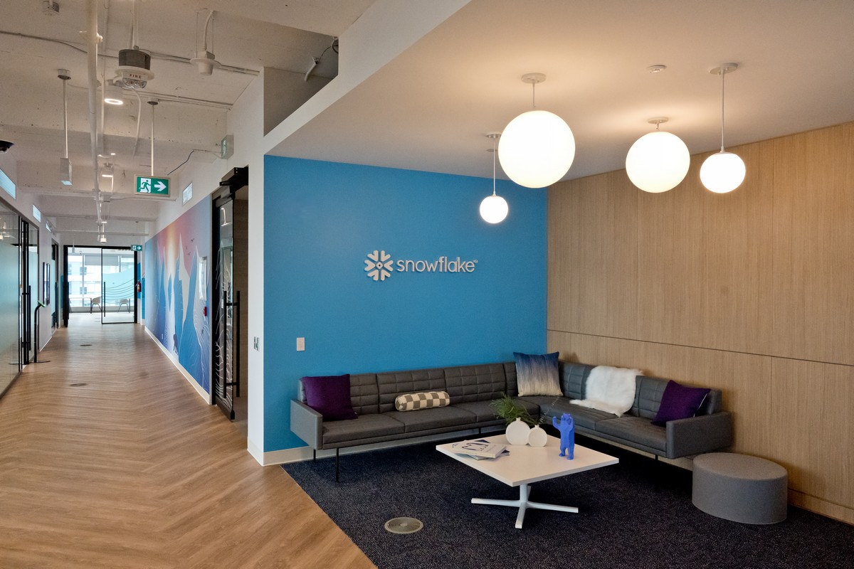 Canadian Winter Wonderland: Snowflake Toronto - Canadian Interiors